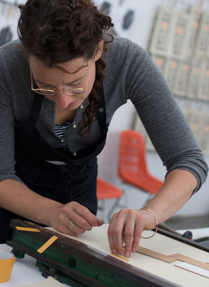 MARIEKE DE WIT / CONTACT